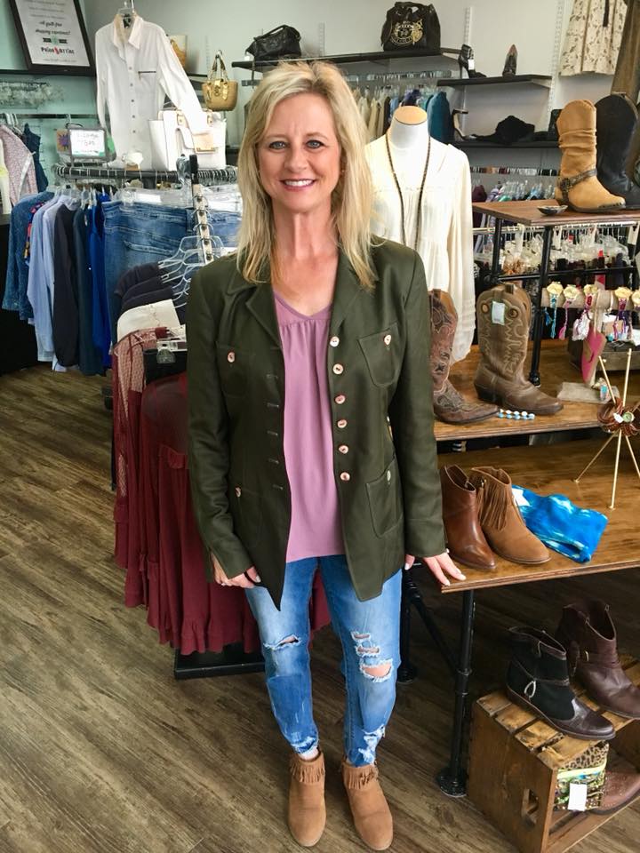 Employee Spotlight: Kim Hoge – Shop Prior Attire